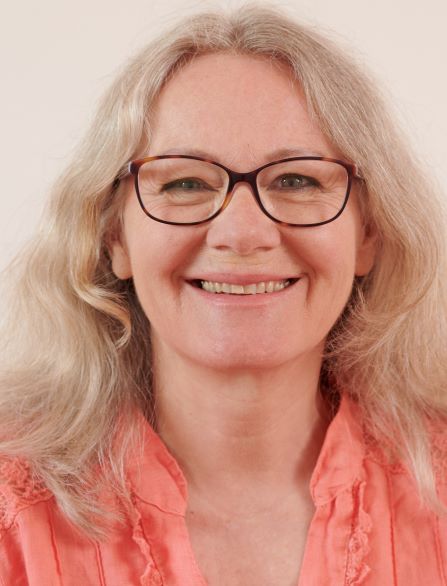 Lisa Kunkel's Instagram, Twitter & Facebook on IDCrawl